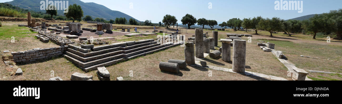 Doric temple at Messina in Greece number 3410 Stock Photo - Alamy