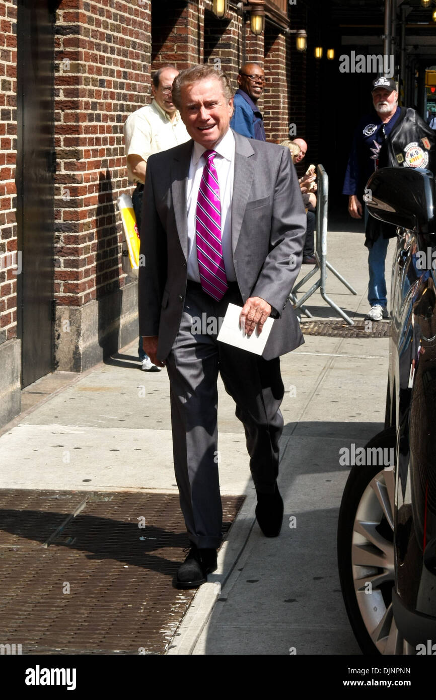 Regis Philbin arrives at Ed Sullivan Theater for 'The Late Show with ...
