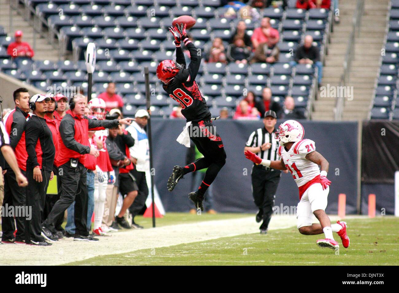 Xavier maxwell hi-res stock photography and images - Alamy