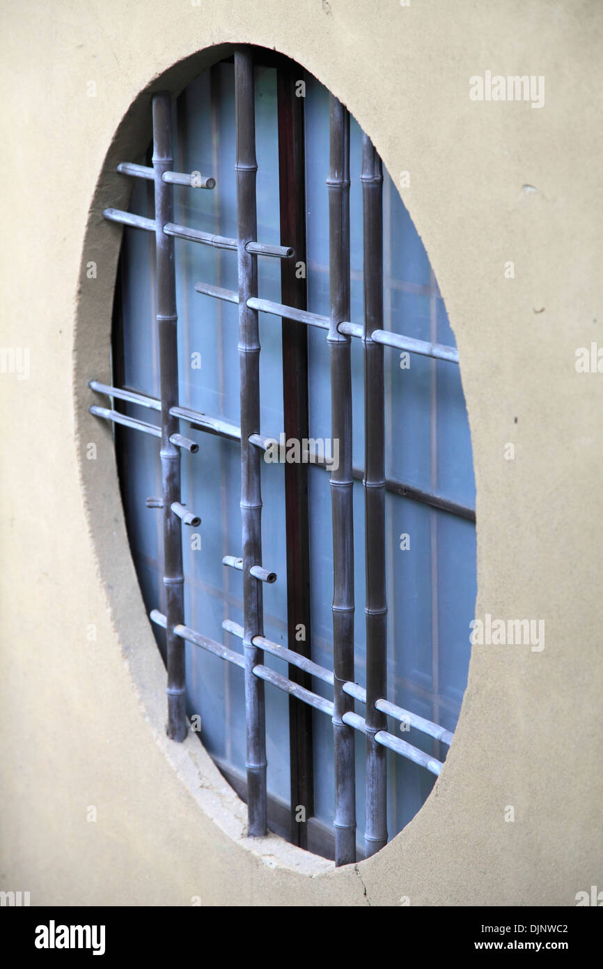 Japan, Kyoto, Tofukuji Temple, window Stock Photo - Alamy