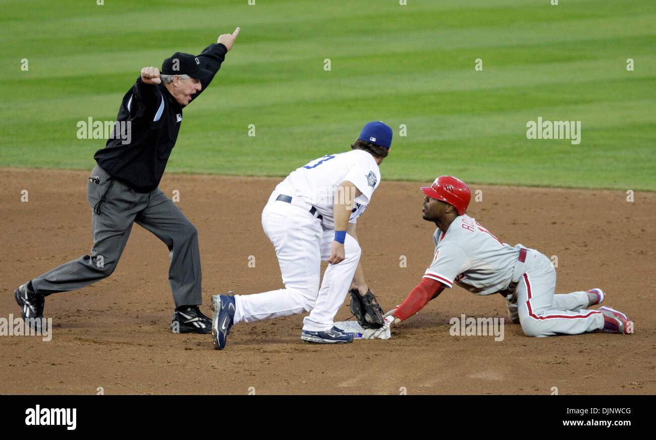 Oct 15, 2008 - Los Angeles, California, USA - JIMMY ROLLINS steals ...
