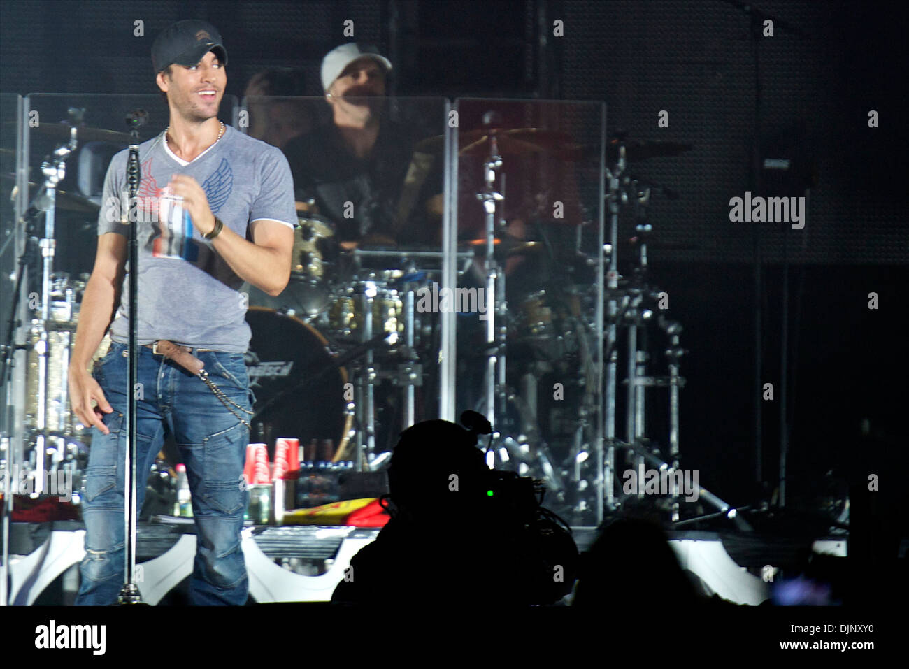 Enrique Iglesias performs on stage at Palacio de los Deportes Madrid ...