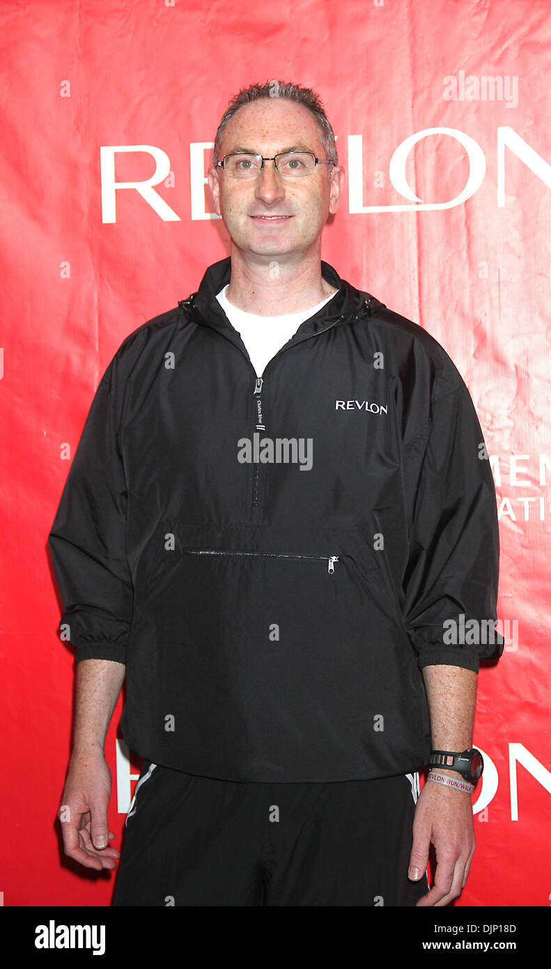 Alan Ennis 15th Annual EIF REVLON Run/Walk for Women on Streets of ...