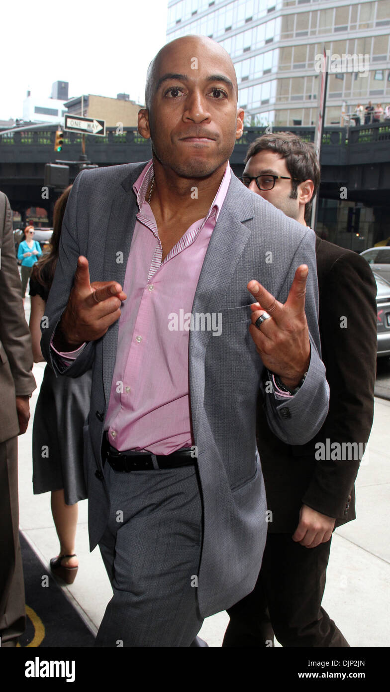 James lesure hi-res stock photography and images - Alamy