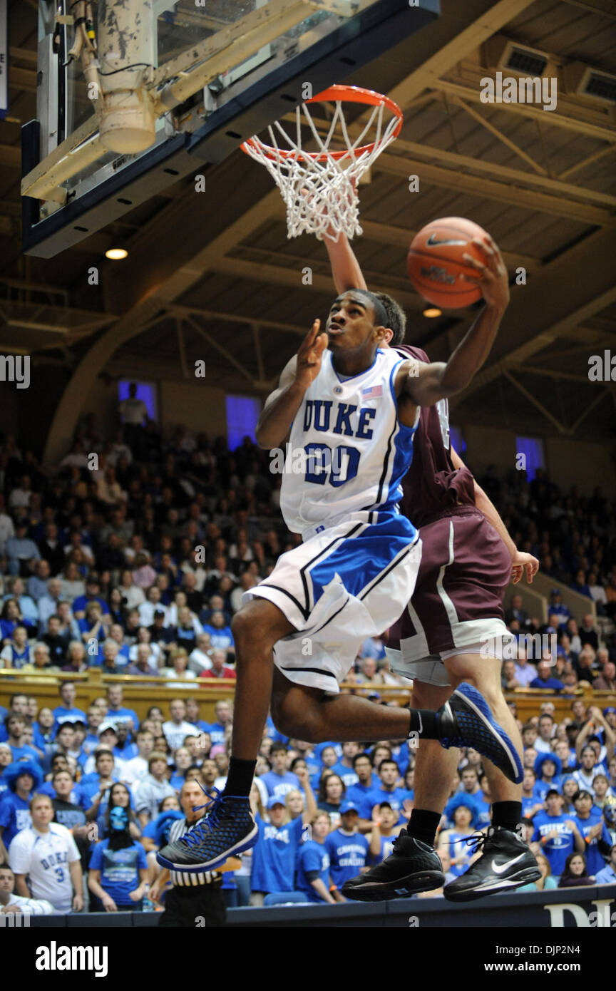 Elliot basketball hi-res stock photography and images - Alamy