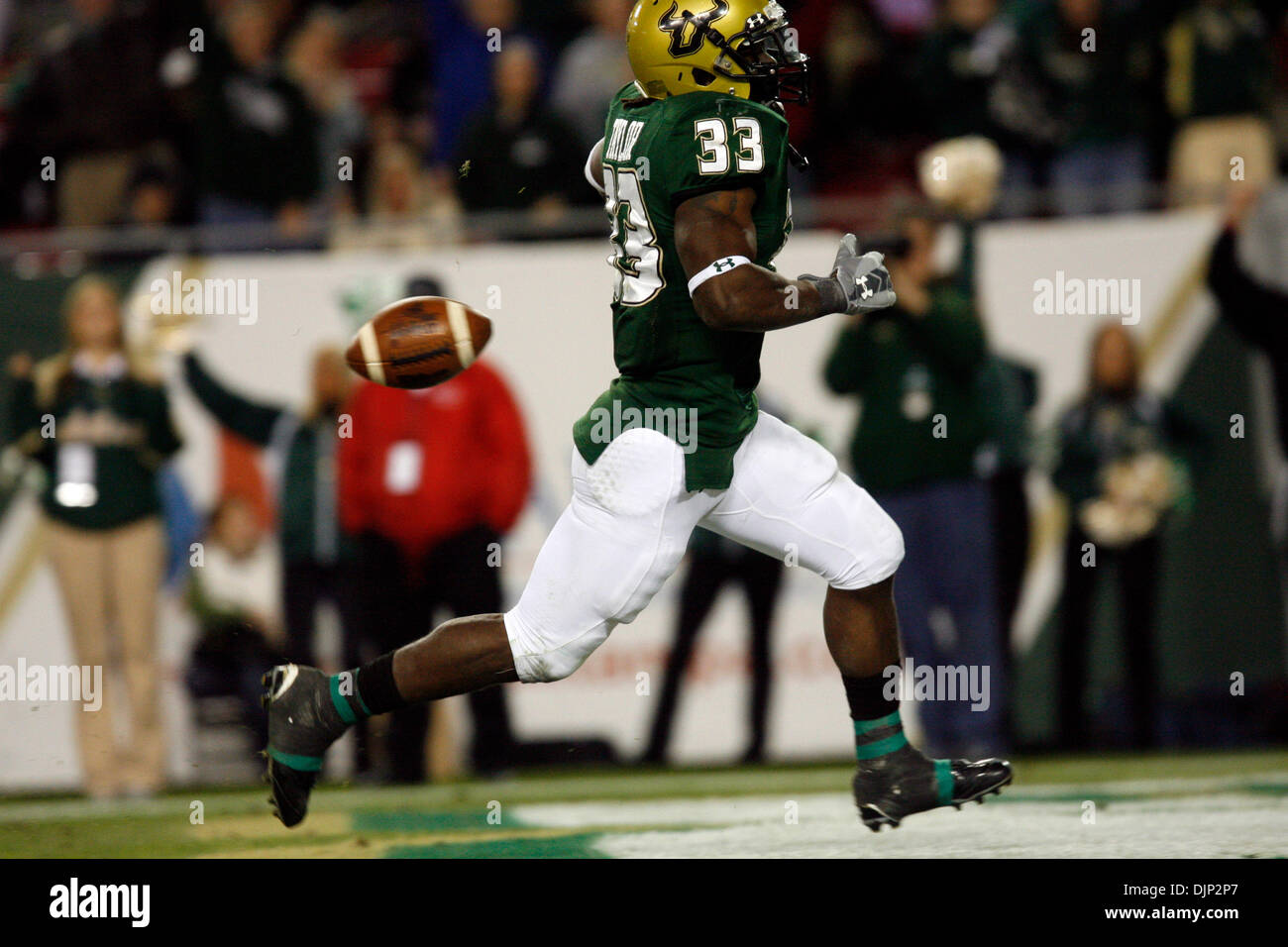 Running of the bulls 2008 hi-res stock photography and images - Alamy