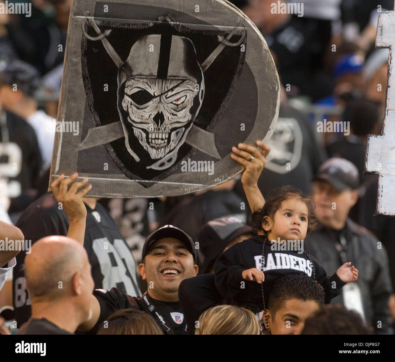 Oakland coliseum sign hi-res stock photography and images - Alamy