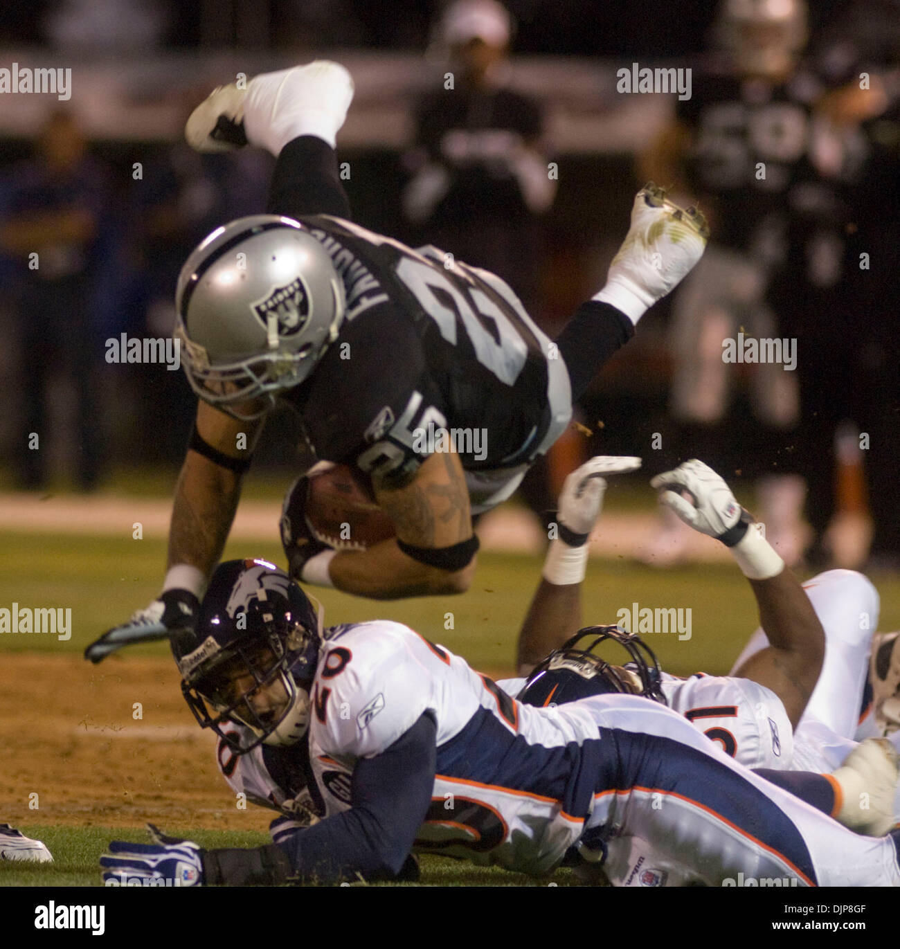 Sep 08, 2008 - OAKLAND, CA, USA - Oakland Raiders running back JUSTIN ...