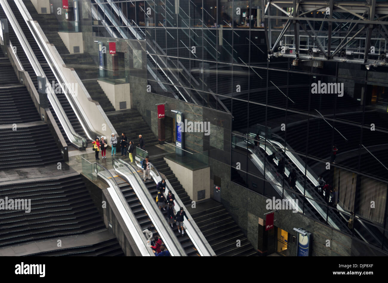 Escalator japan hi-res stock photography and images - Alamy