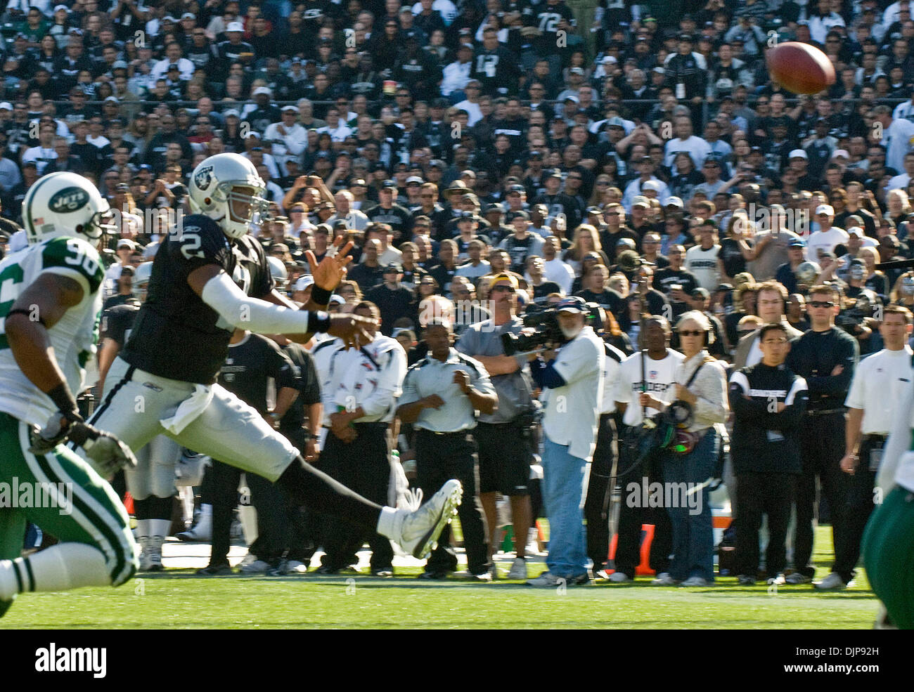Javon Walker Oakland Raiders High Resolution Stock Photography and ...