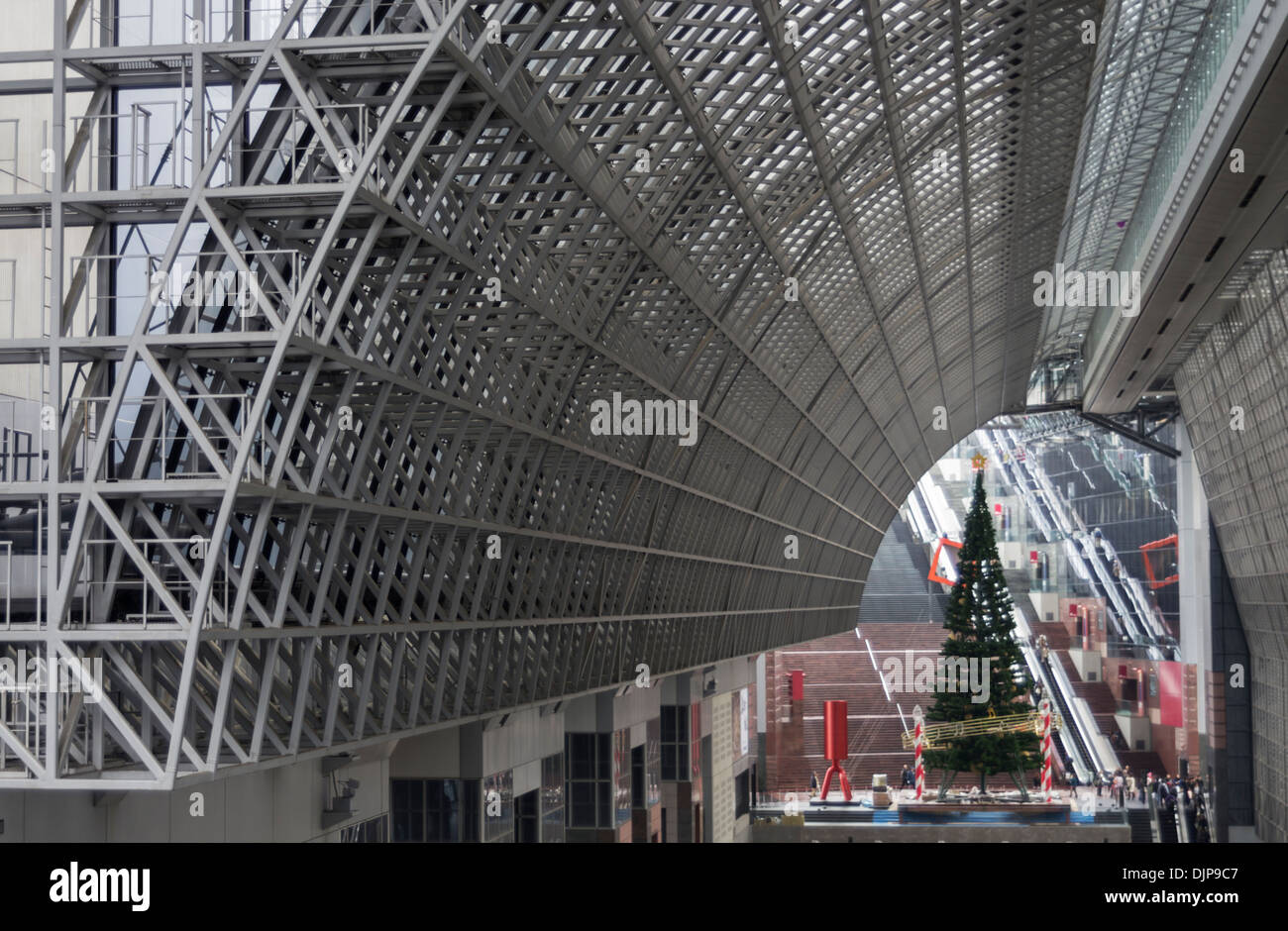 Train with tree hi-res stock photography and images - Alamy