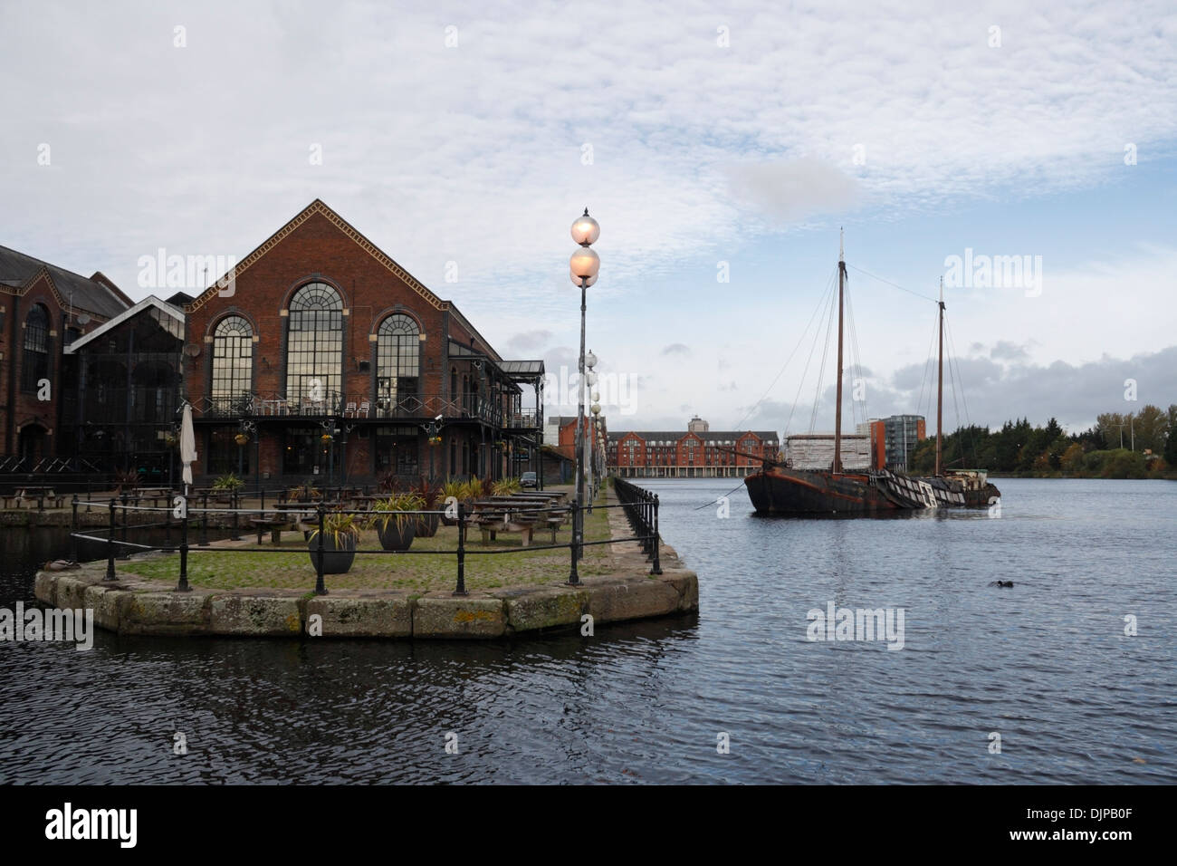 Bute docks hi-res stock photography and images - Alamy