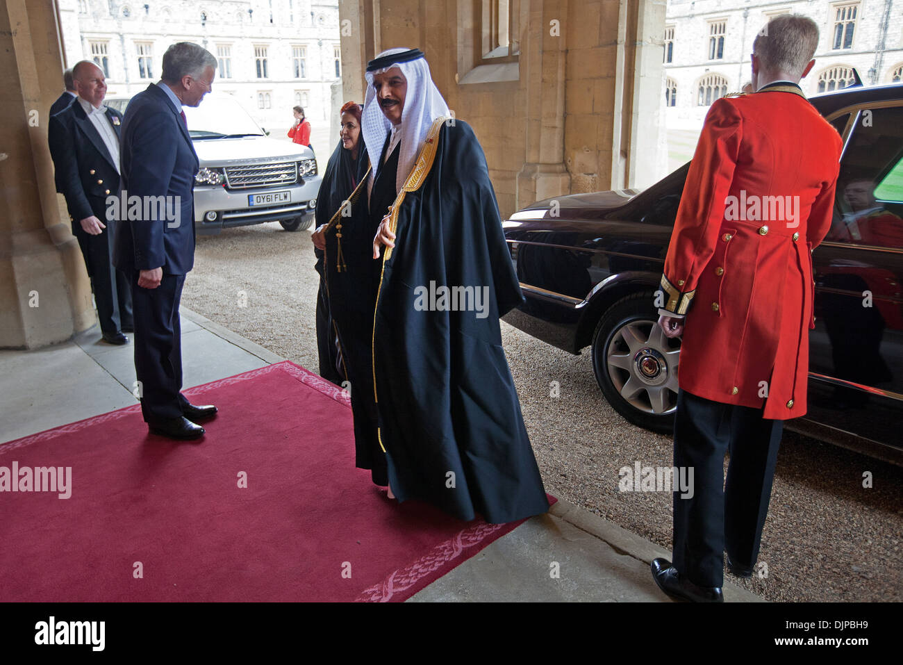 King of Bahrain Hamad bin Isa Al Khalifa and Queen Sabika bint Ibrahim ...