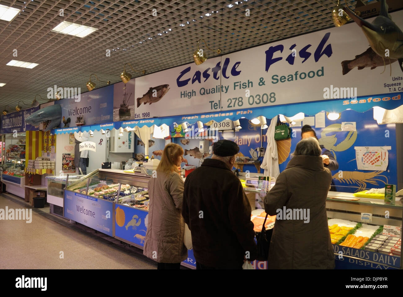Castle Market Sheffield England, Fishmonger stall. Stalls and shoppers ...