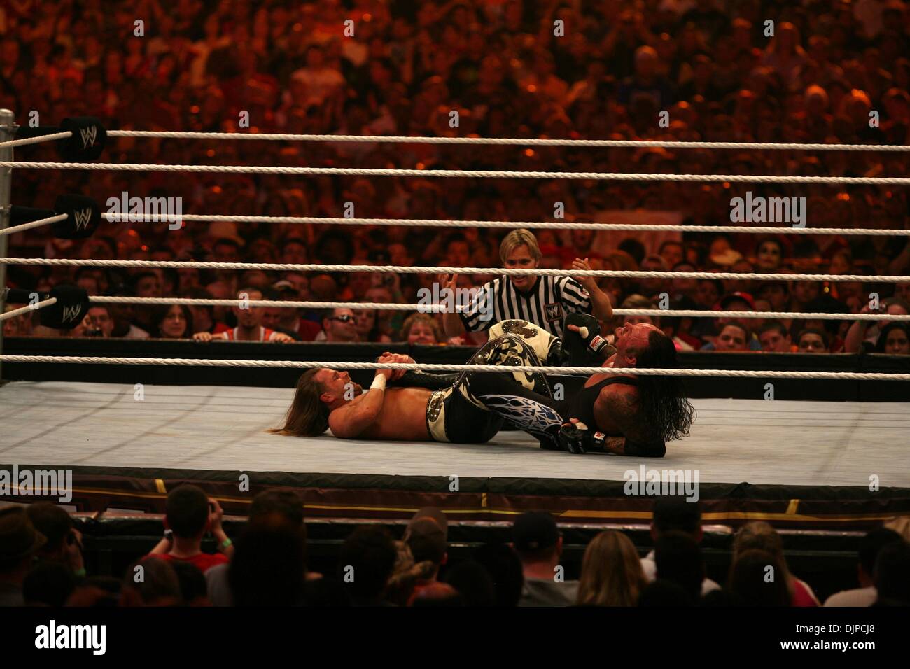 Mar 28, 2010 - Phoenix, Arizona, USA - SHAWN MICHAELS (white ...