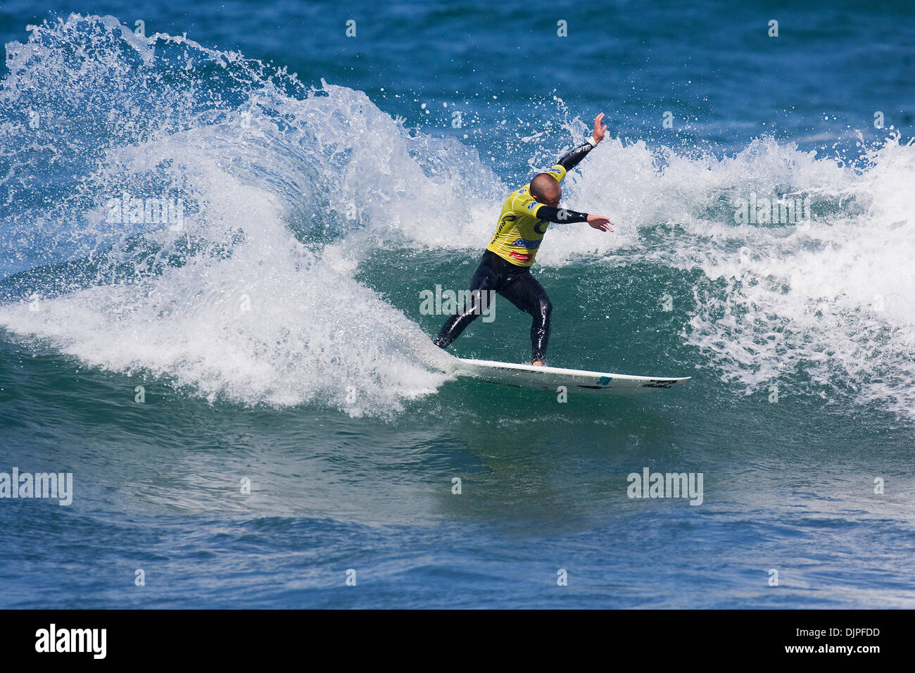 3 meter waves hi-res stock photography and images - Alamy