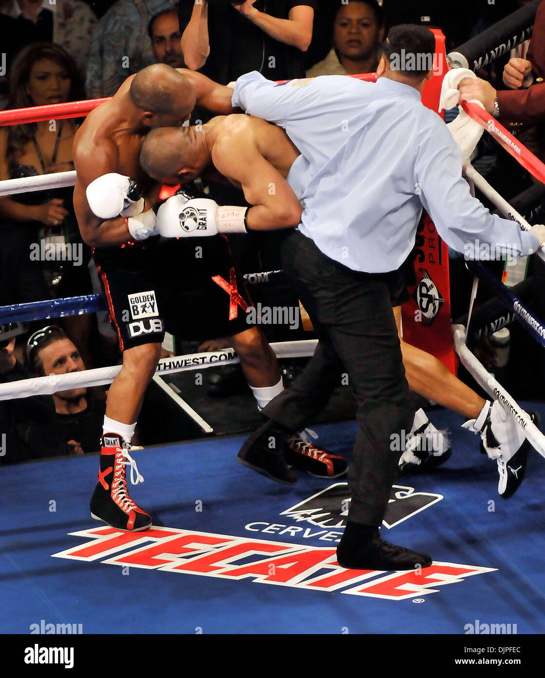 Tony weeks hi-res stock photography and images - Alamy