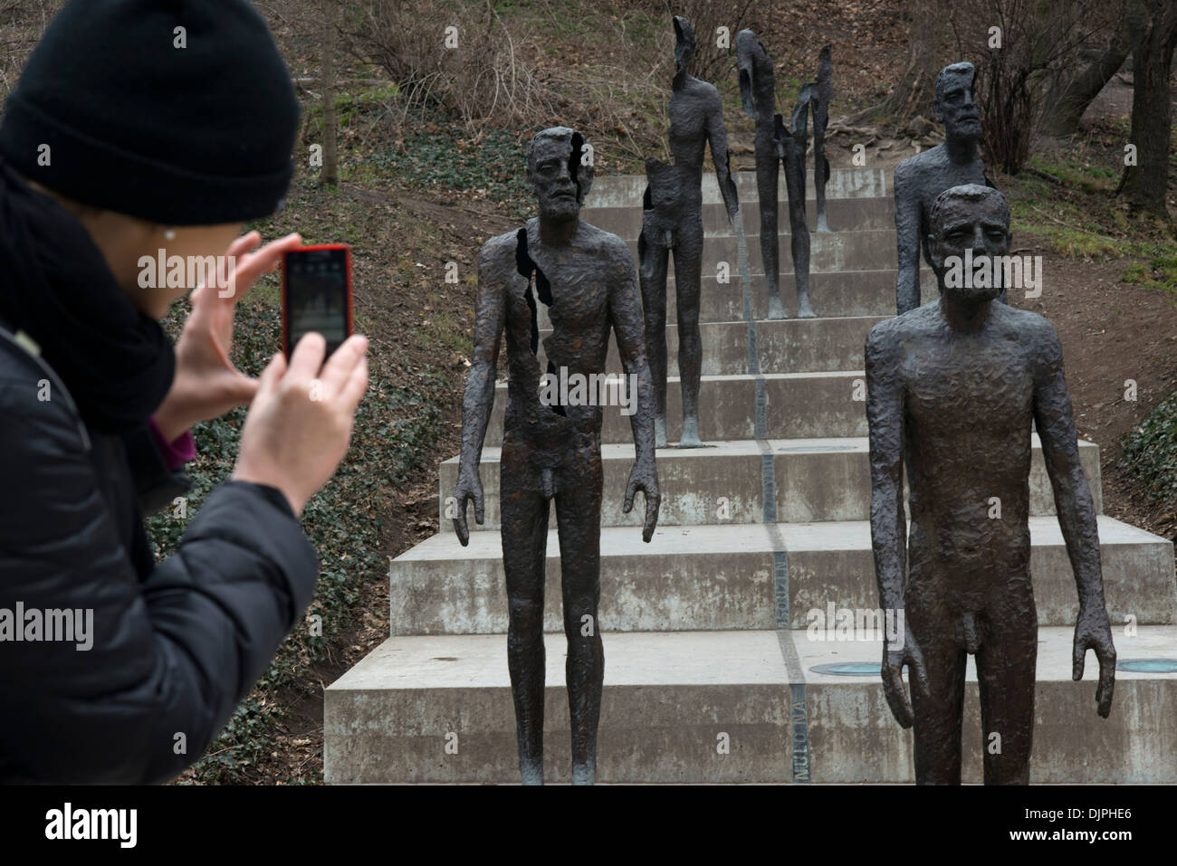 Monument to the dead of hunger at the foot of the funicular leading to ...