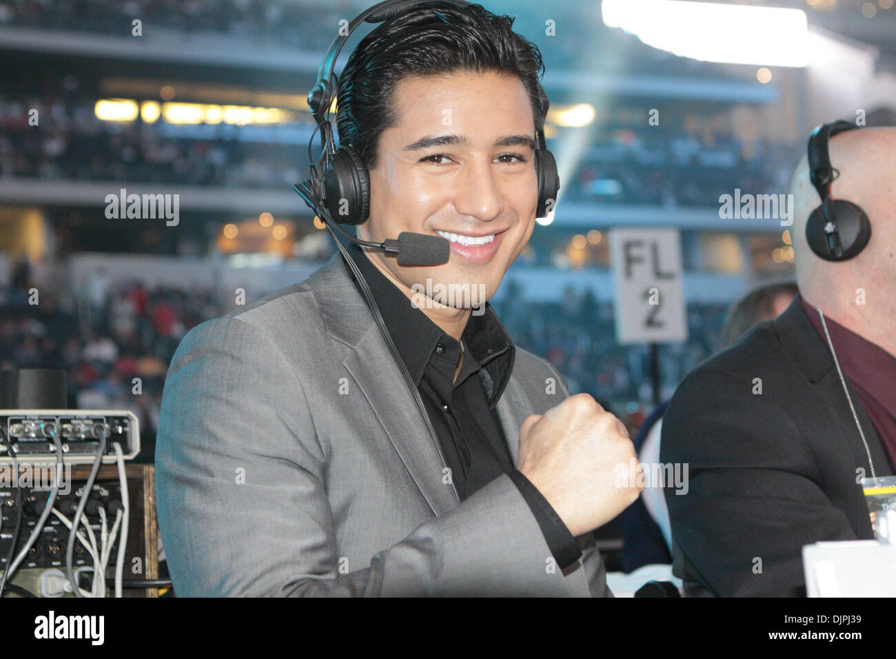 Mar 13, 2010 - Arlington, Texas, USA - Actor MARIO LOPEZ pauses for a ...
