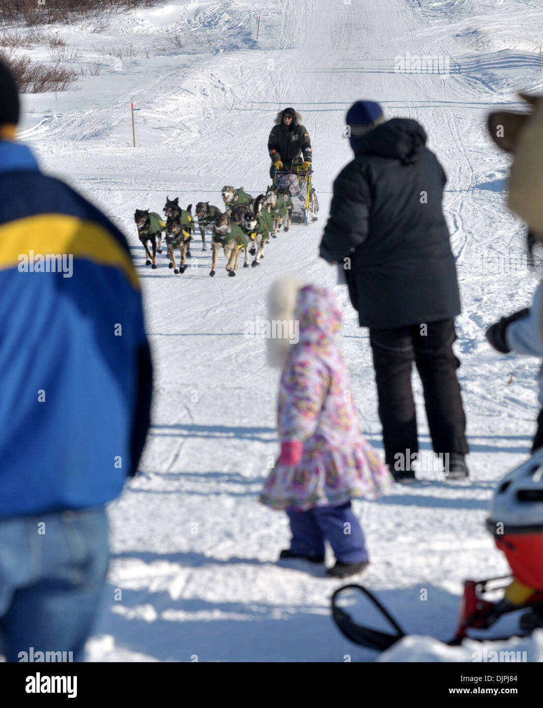 Mar 15, 2010 - Elim, Alaska, USA - Musher JEFF KING arrives at the Elim ...