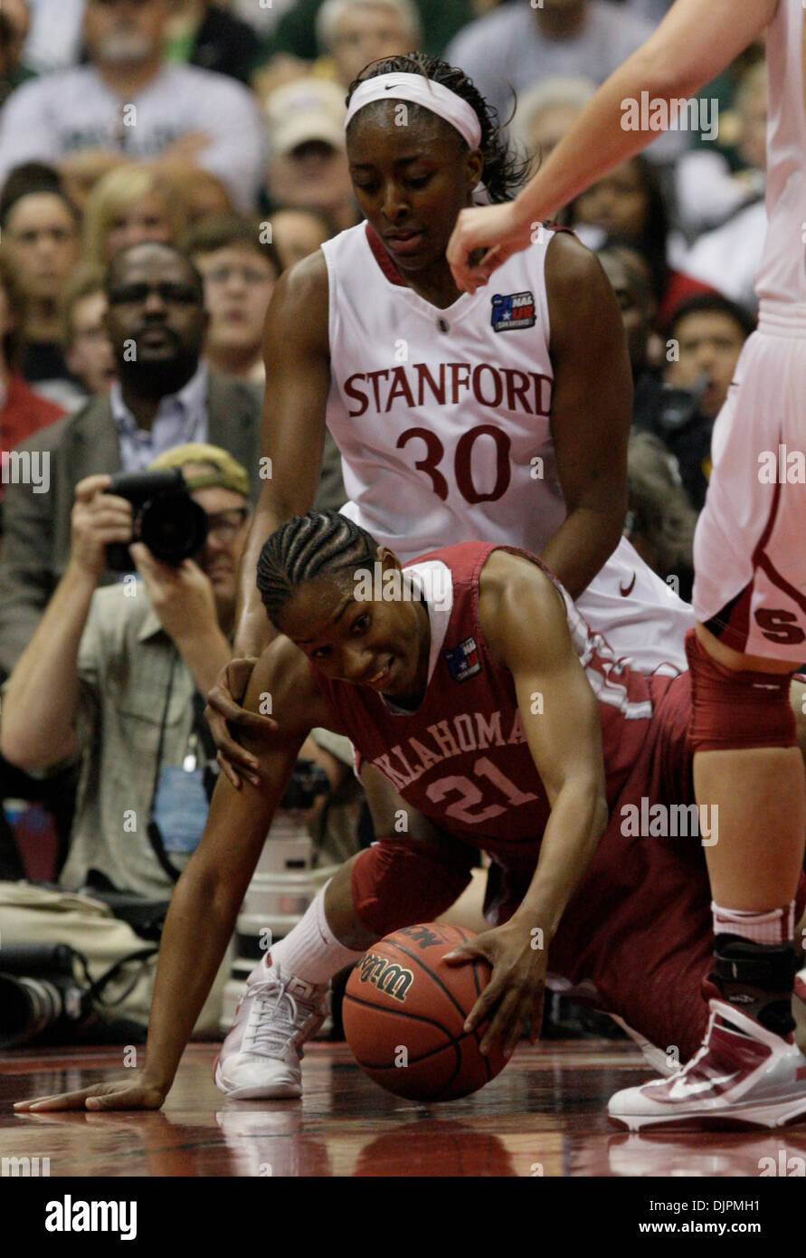 Amanda thompson hi-res stock photography and images - Alamy