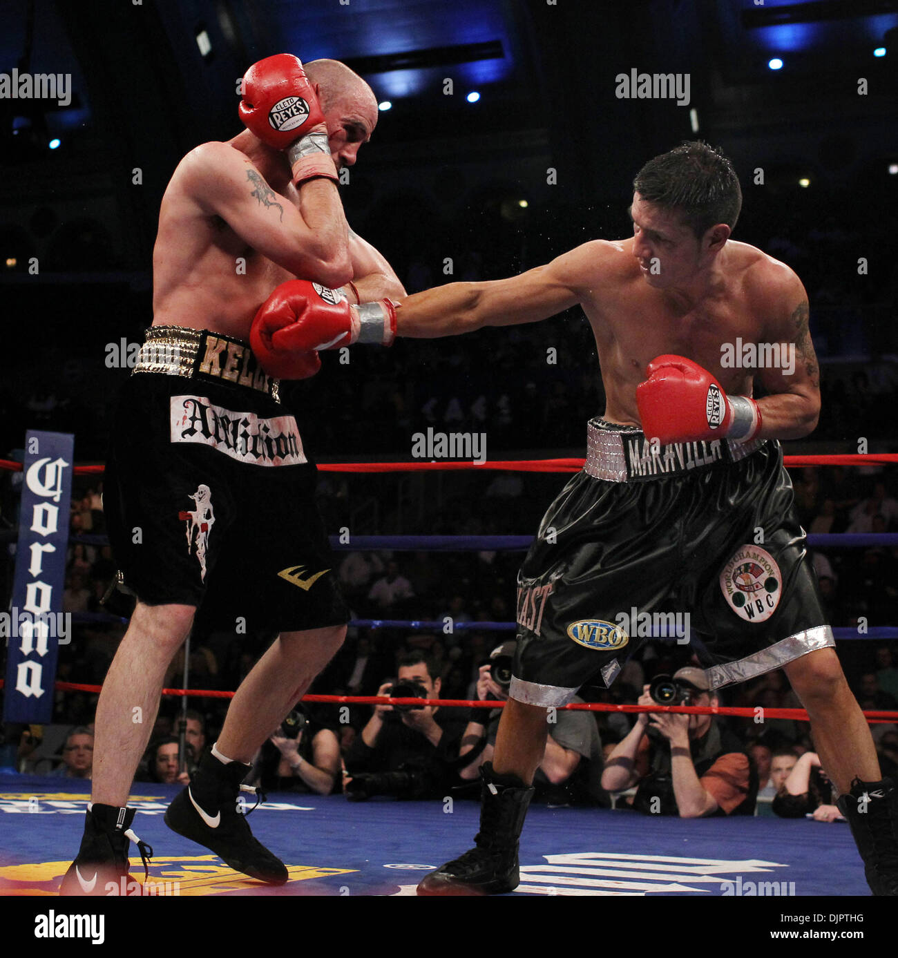 Apr 17, 2010 - Atlantic City, New Jersey, U.S. - SERGIO MARTINEZ (R) vs ...