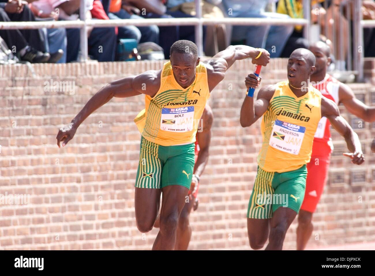 Apr 24, 2010 - Philadelphia, Pennsylvania, U.S. - USAIN BOLT, left ...