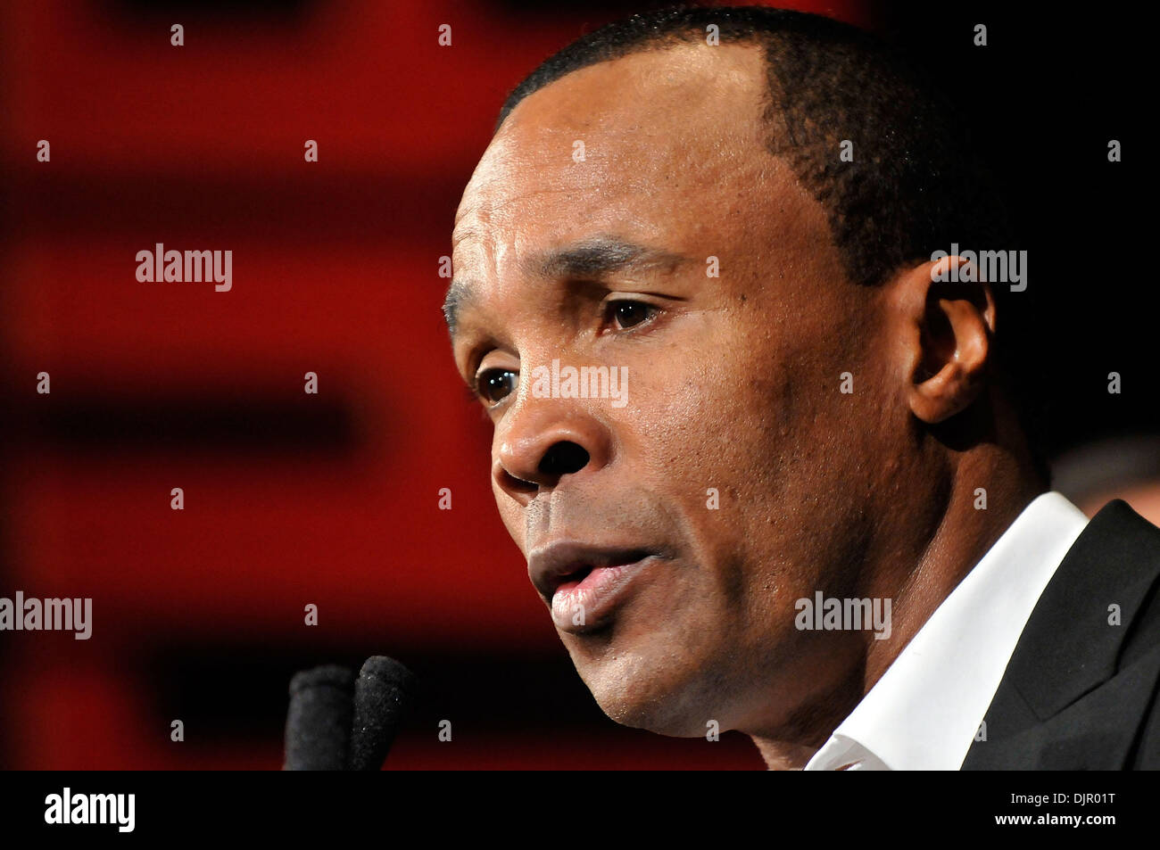 Ray leonard jr hi-res stock photography and images - Alamy