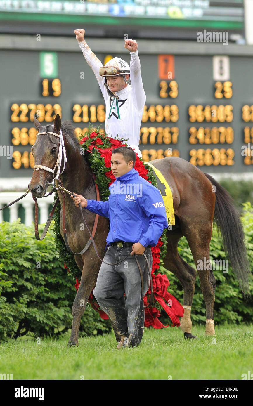 Super saver kentucky derby 2010 hi-res stock photography and images - Alamy