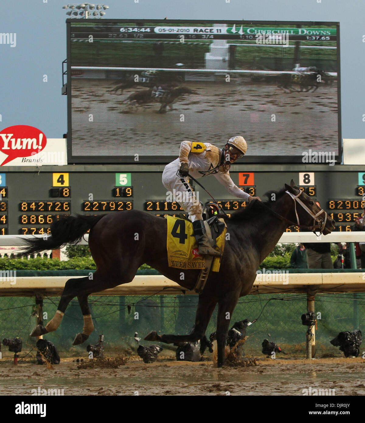 Super saver kentucky derby 2010 hi-res stock photography and images - Alamy