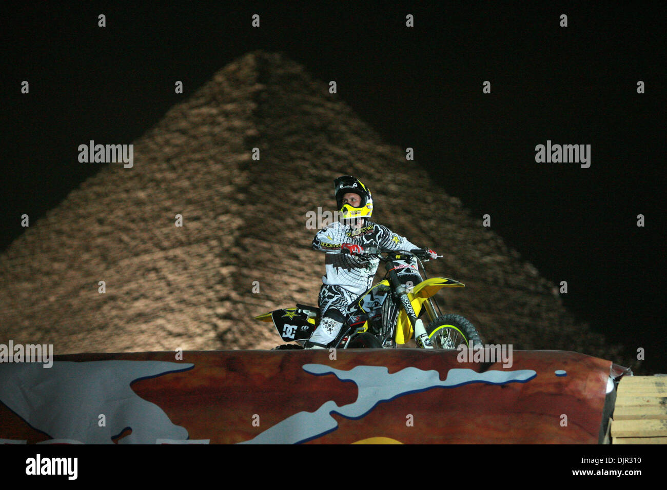 May 14, 2010 - Cairo, Egypt - ROBBIE MADISON celebrates a good run ...