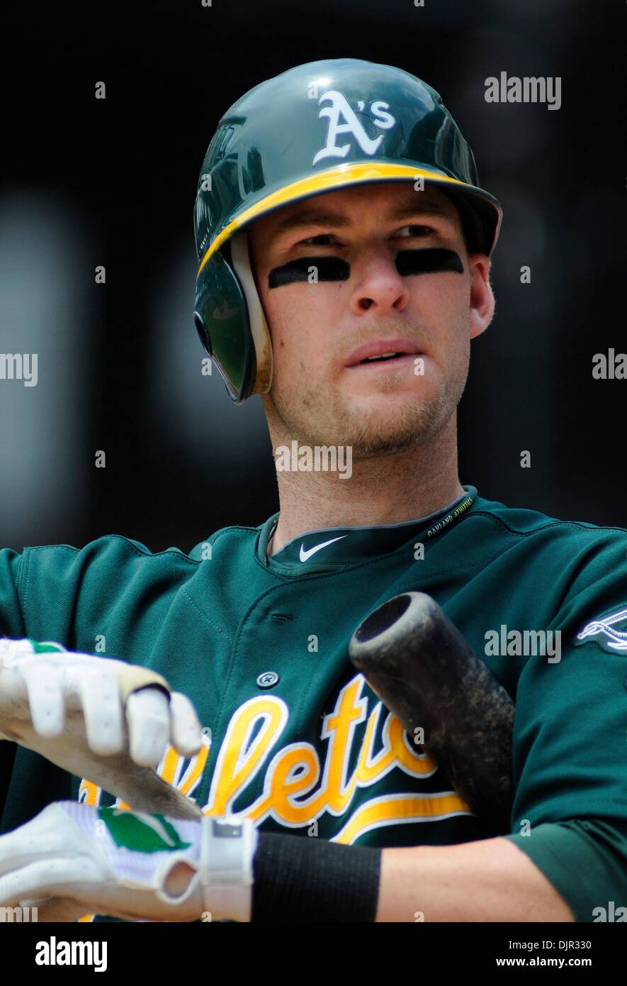 May 12, 2010 - Arlington, Texas, U.S. - Oakland A's first baseman DARIC ...