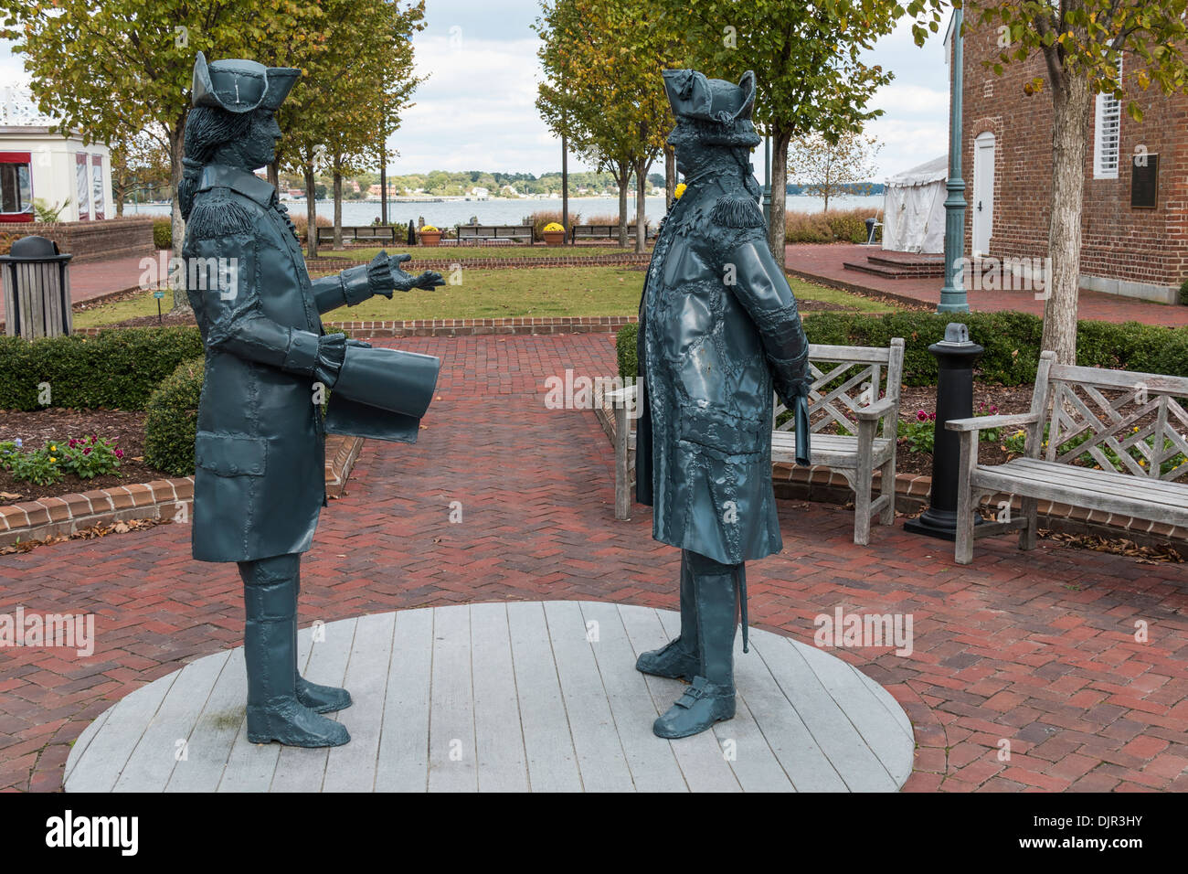 Colonial period statues in historic Yorktown in the Colonial National ...