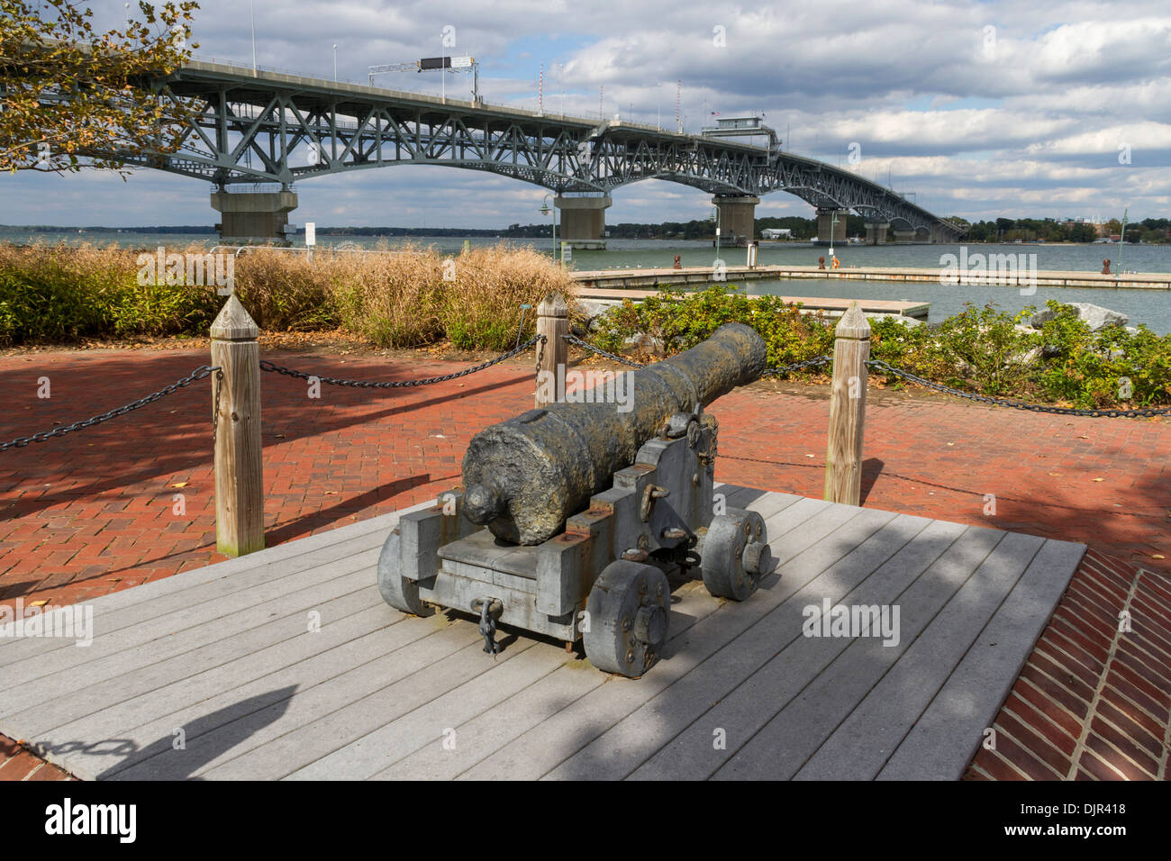 Cannon at historic downtown at Yorktown in the Colonial National ...