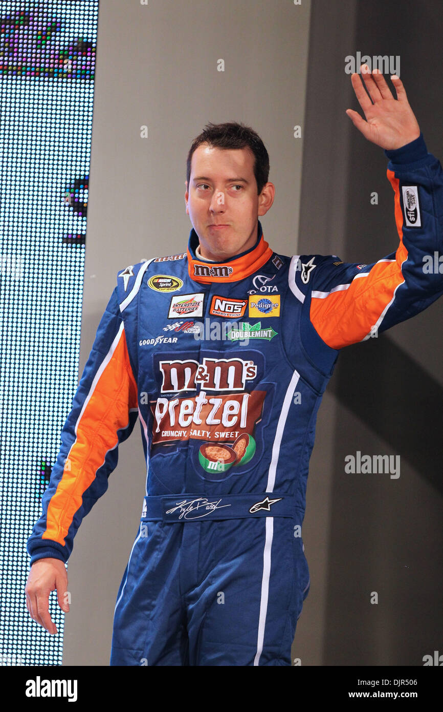 Kyle busch 2010 hi-res stock photography and images - Alamy