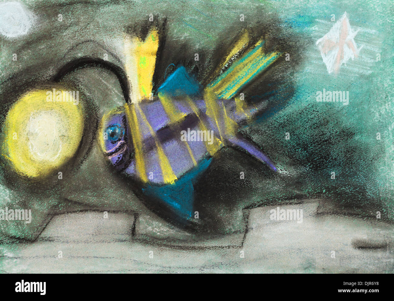 Child drawing yellow fish hi-res stock photography and images - Alamy