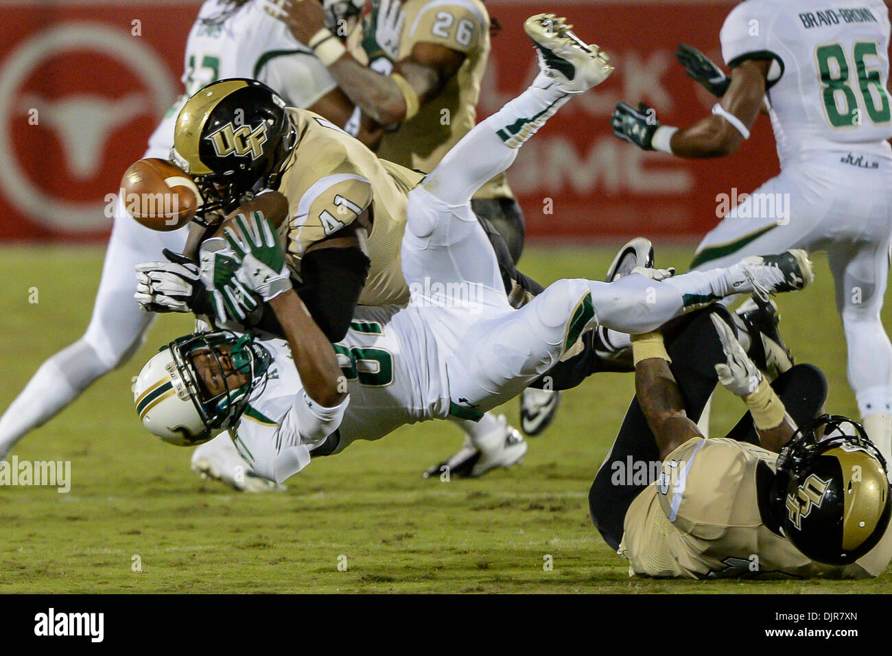 - Orlando, FL, U, . 29th Nov, 2013. S: South Florida wide receiver ...