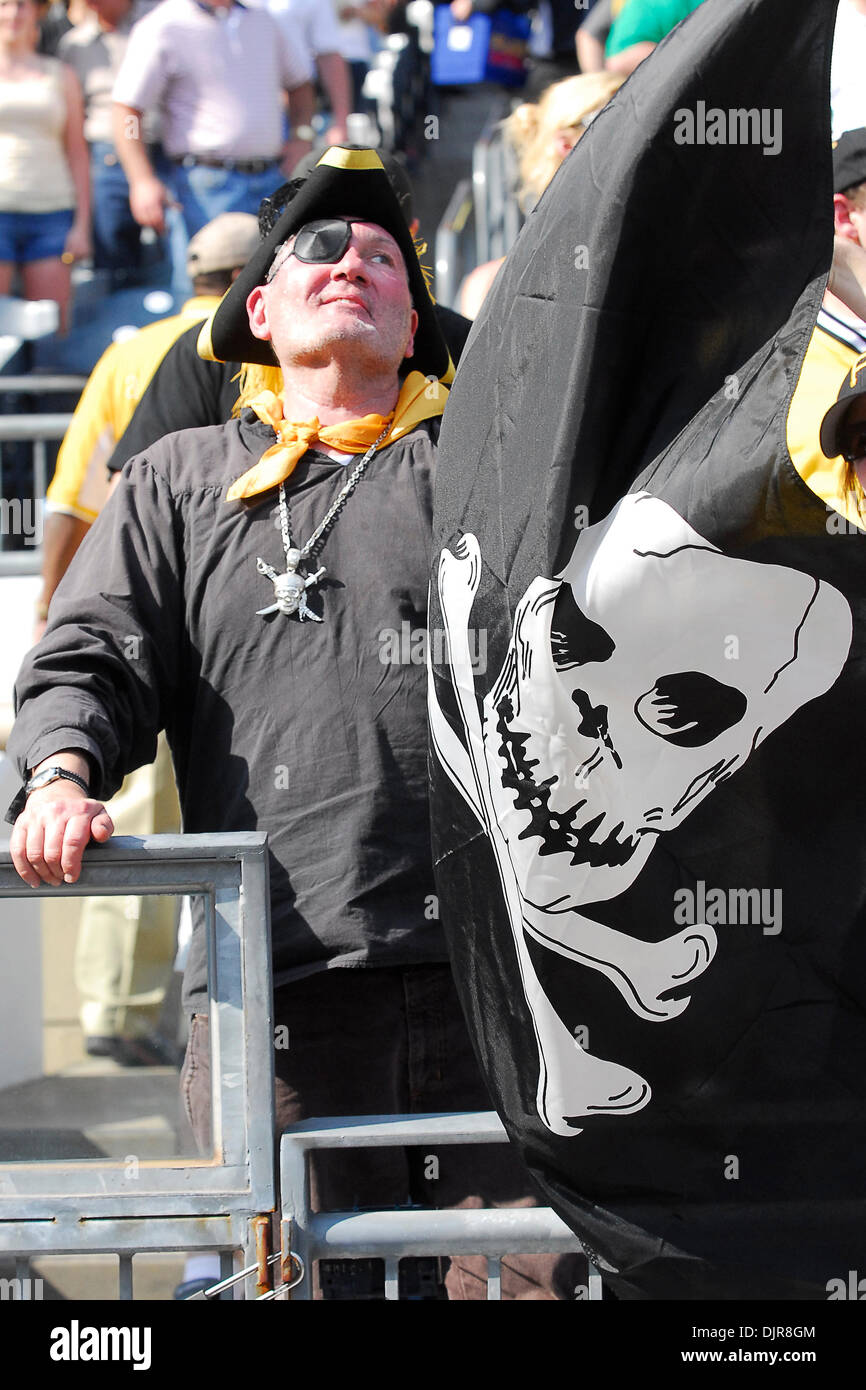 Jolly dodgers hi-res stock photography and images - Alamy