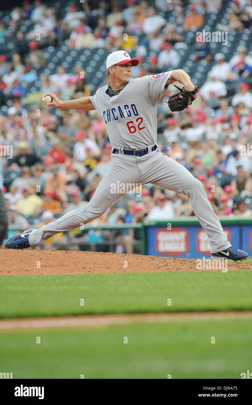 May 31, 2010 - Pittsburgh, PA, U.S - 31 May 2010: Chicago Cubs' relief ...