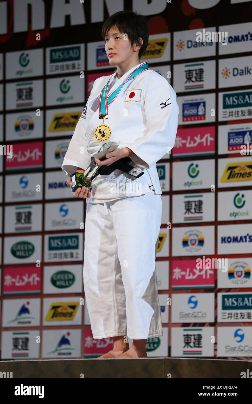 Tokyo Metropolitan Gymnasium, Tokyo, Japan. 29th Nov, 2013. Nae Udaka ...