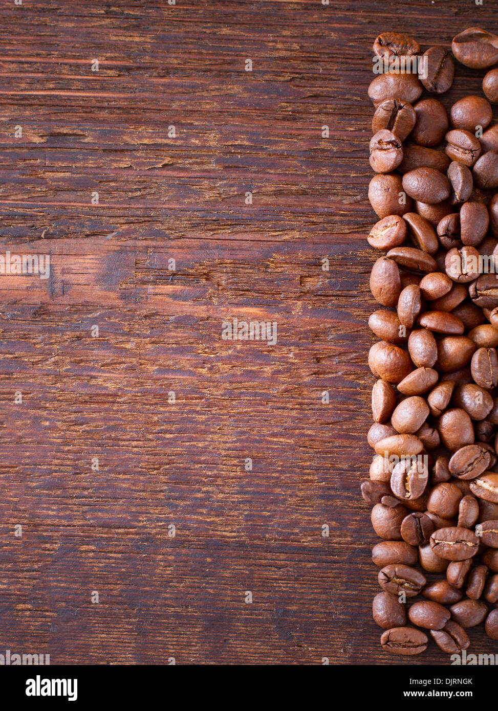 coffee frame made of coffee beans on wood texture Stock Photo - Alamy