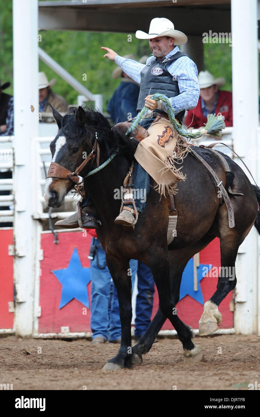 May 09, 2010 - Sonora, California, U.S - 09 May 2010: Saddle bronc ...