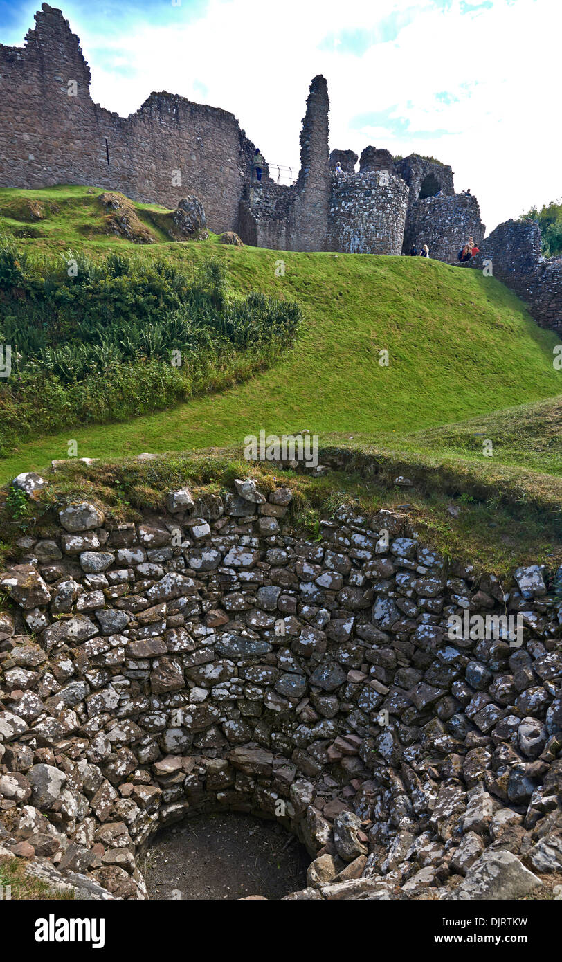Urquhart Castle on Lock Ness Sits beside Loch Ness in the Highlands of ...