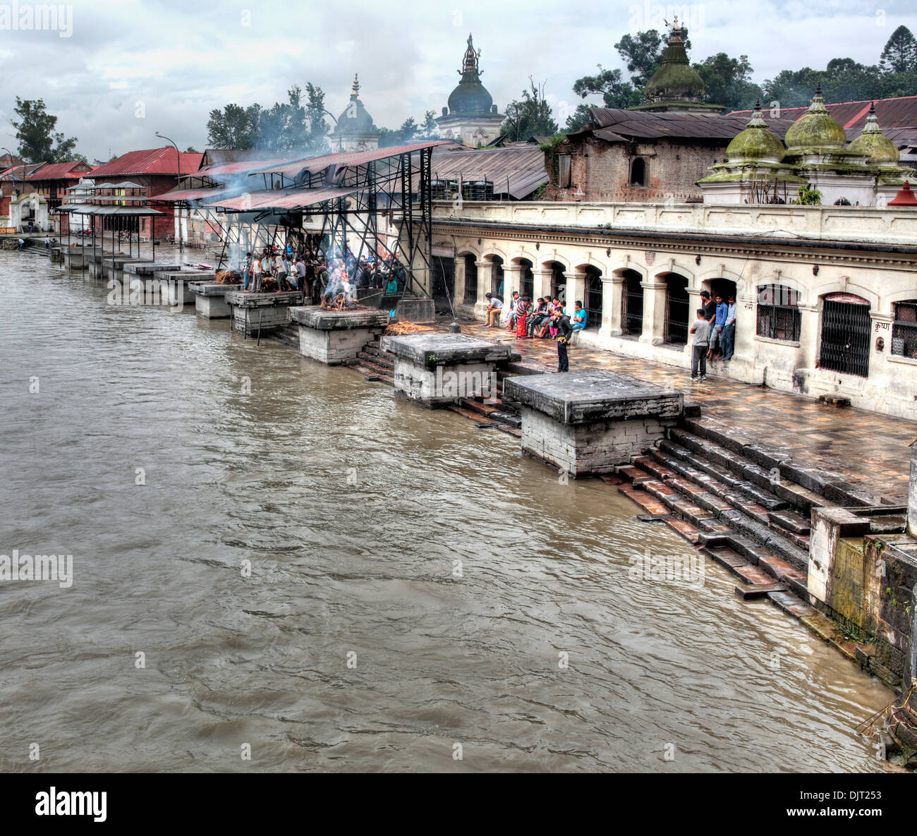 Cremation area, Pashupatinath, Bagmati river, Kathmandu, Nepal Stock ...