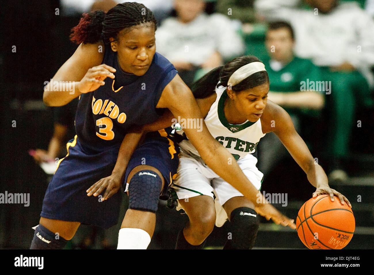 Toledo's Lecretia Smith (3) tries to steal the ball away from Eastern ...