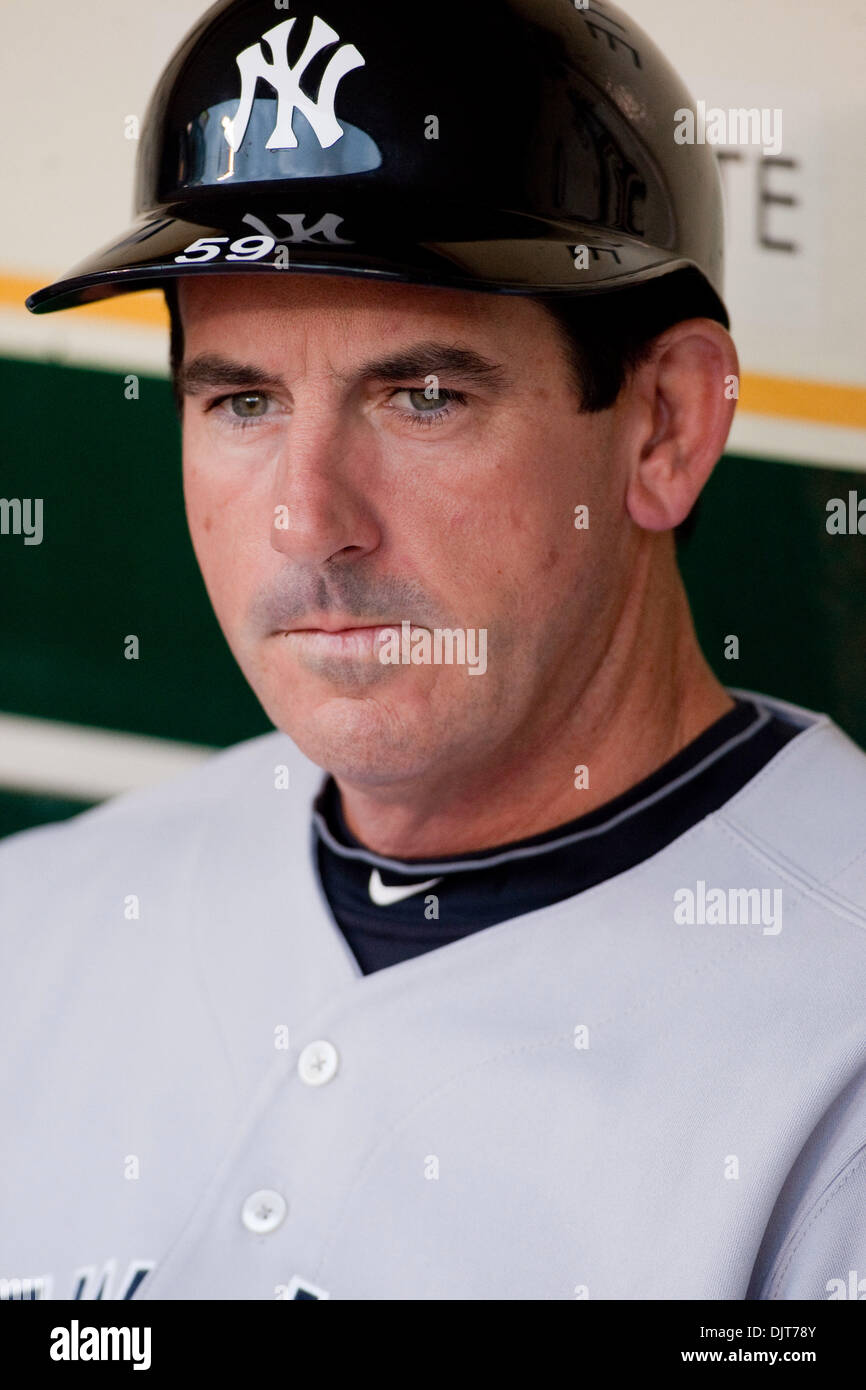 Oakland, Calif. - New York Yankees third base coach Rob Thompson (59 ...