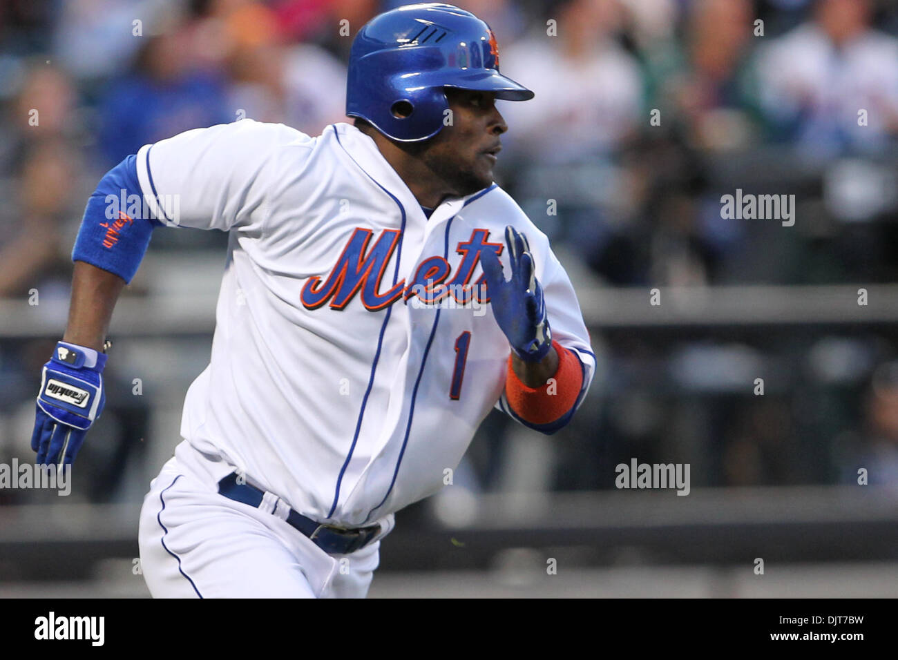 Mets Infielder Luis Castillo (#1) rounds first. The Mets defeated the ...