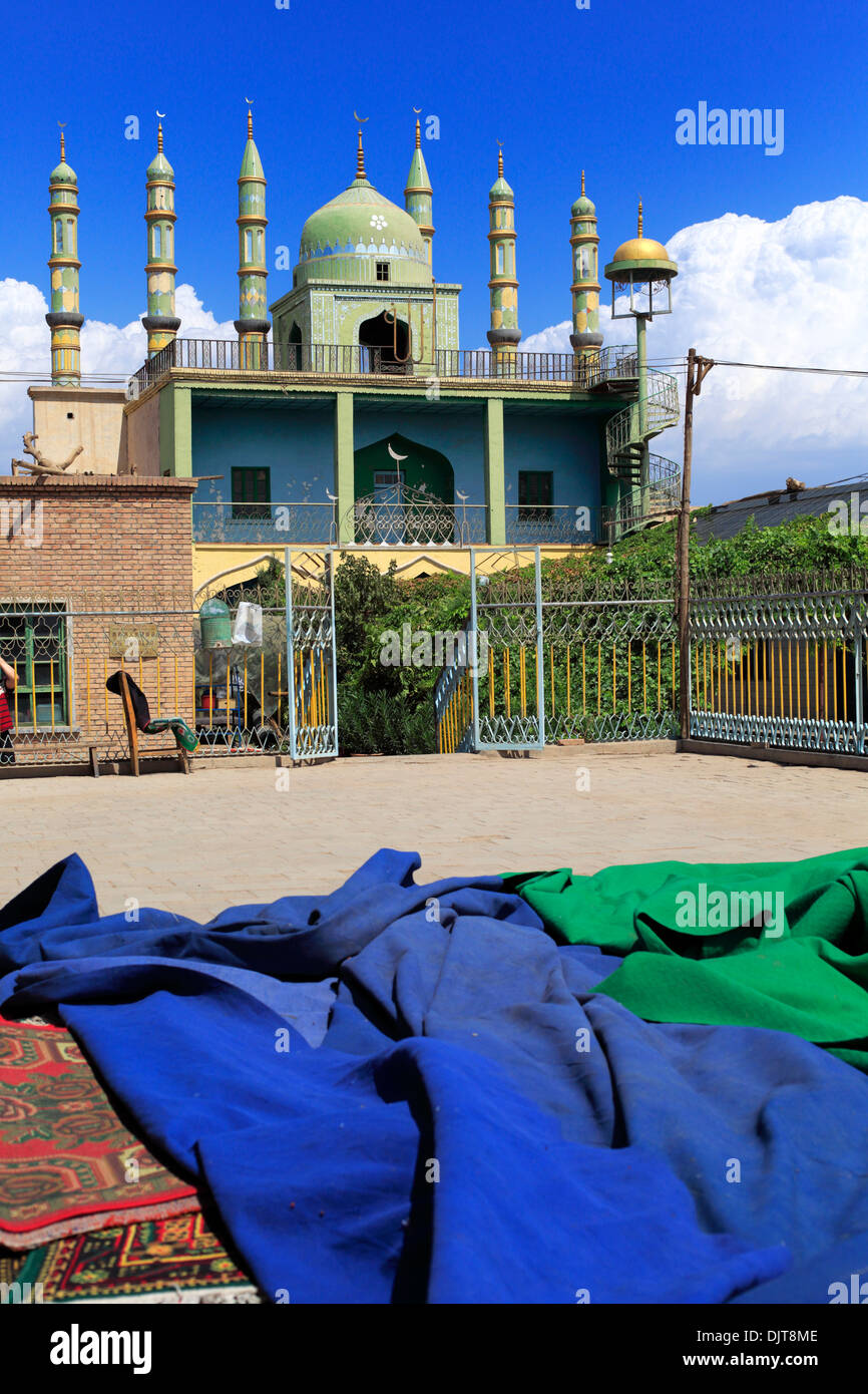 Turpan hi-res stock photography and images - Alamy