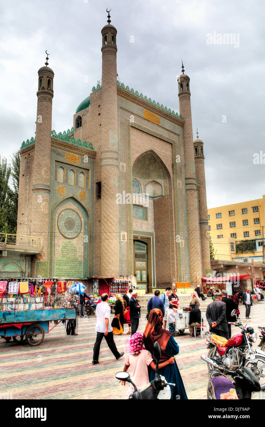 Uyghur man hi-res stock photography and images - Alamy