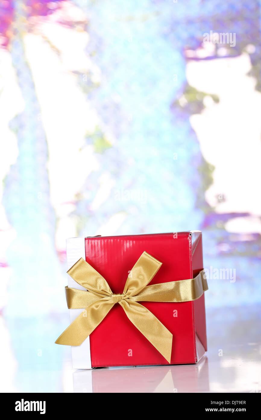 New year present box Stock Photo - Alamy